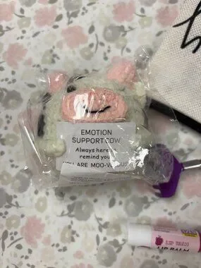 Makeup | Vegan Themed Gift Bag W Vespro Cream Azen Lip Balm Back ...